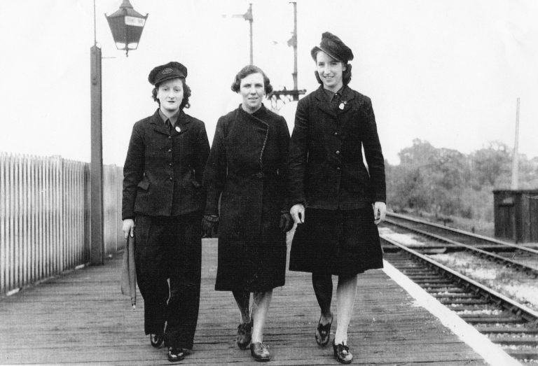 Holding the line: wartime memories from women railway workers ...